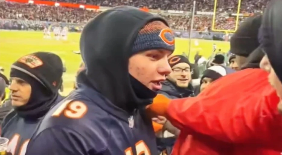 Two Hooligan Chicago Bears Fans Were Ejected For Disgusting Behavior ...