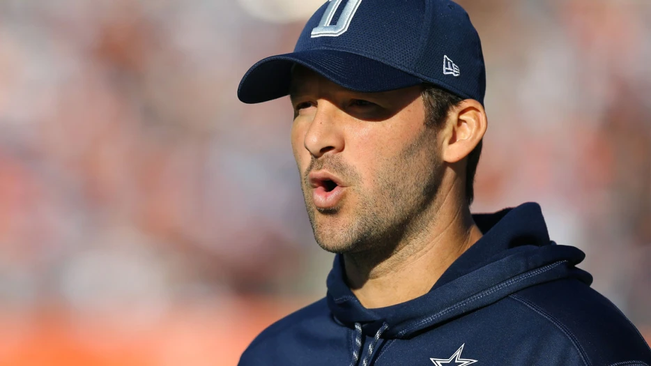 Ex-Cowboys QB Tony Romo hilariously admits faking Italian heritage for ...