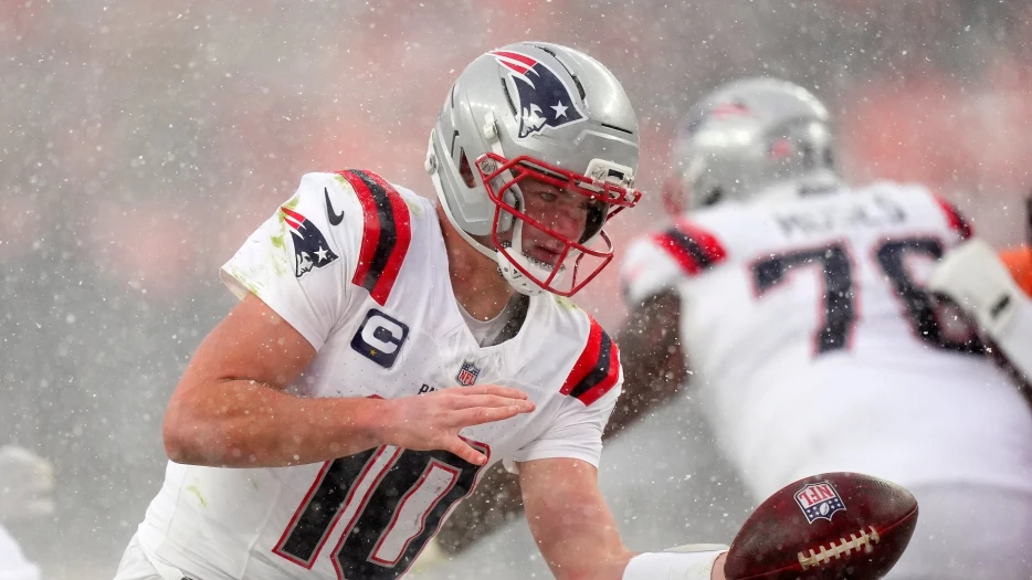 Patriots’ Drake Maye Gives First Public Comments On Injury